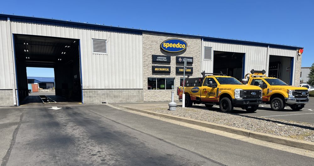 SPEEDCO TRUCK LUBE AND TIRES - Updated May 2026 - 11 Reviews - 12227 ...