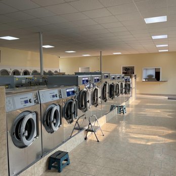 Windsor laundromat store