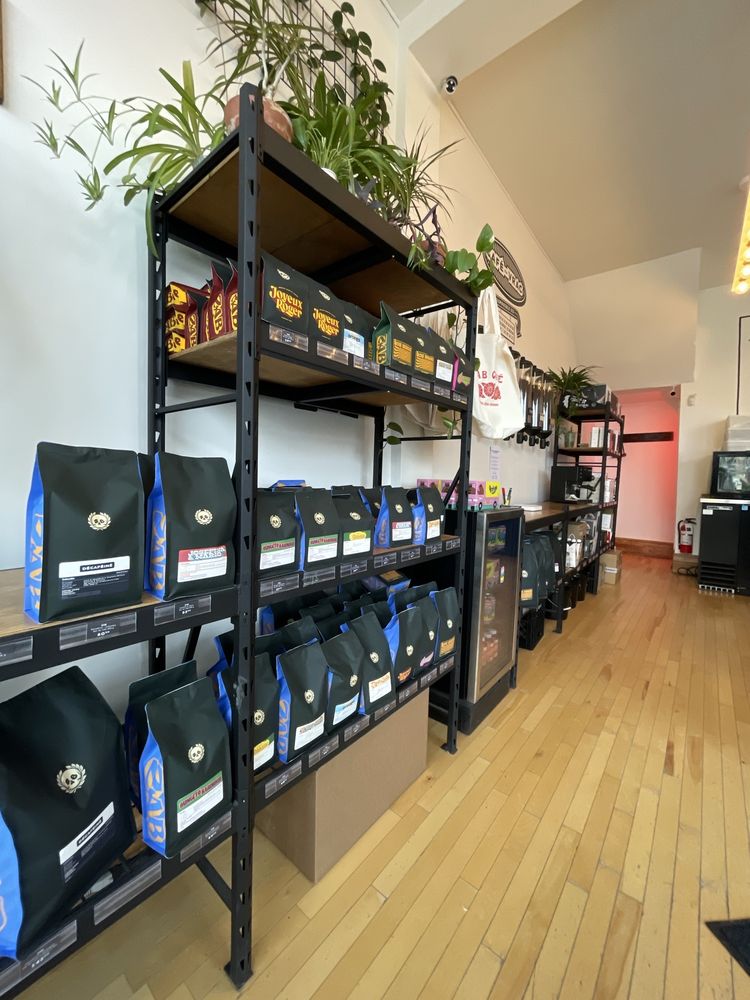 ZAB CAFÉ - Updated June 2024 - 6201 Rue Saint-Denis, Montréal, Quebec ...