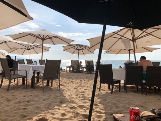 MANGO’S BEACH CLUB - 79 Photos & 28 Reviews - Mexican - Uraguay 109 ...