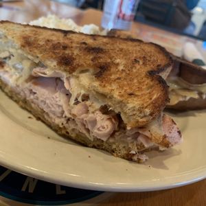 AJ GATORS SPORTS BAR & GRILL - 127 Photos & 102 Reviews - Sports Bars ...