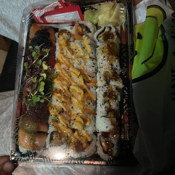 SINGLE FIN THAI SUSHI - NAGS HEAD - Updated July 2024 - 543 Photos ...