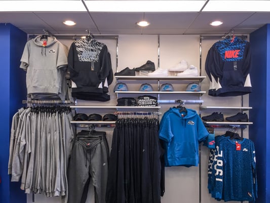 SNIPES - 7702 City Ave, Philadelphia, Pennsylvania - Shoe Stores ...