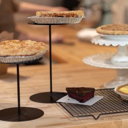Best Pie Bakeries Near Me - November 2023: Find Nearby Pie Bakeries ...