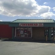 DEERHEAD HOT DOGS - 49 Photos & 24 Reviews - 620 S Maryland Ave ...