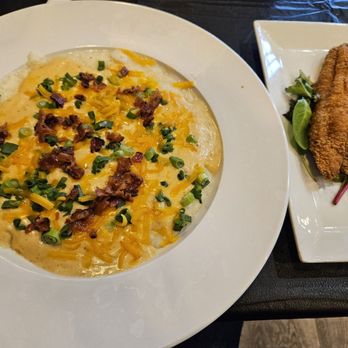 BEA’S KITCHEN & KOCKTAILS - Updated October 2025 - 57 Photos & 41 ...