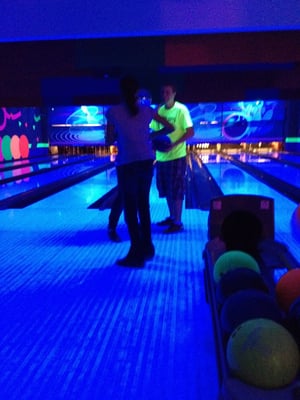 ZEPPOZ - Updated August 2025 - 32 Photos & 69 Reviews - 780 SE Bishop ...