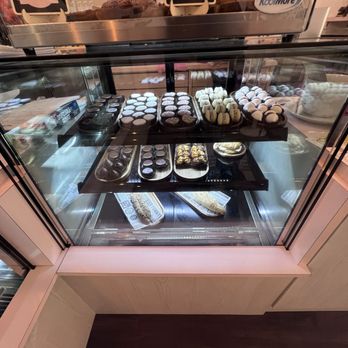 GUSTO CASERO BY MDQ SWEETS - Updated December 2025 - 33 Photos - 2030 ...