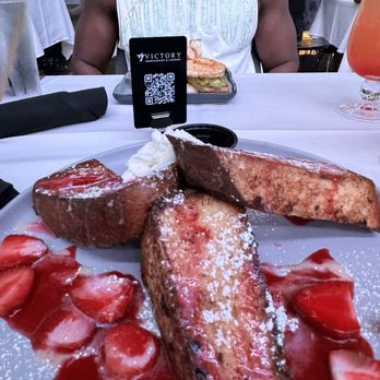 VICTORY RESTAURANT & LOUNGE - Updated January 2025 - 681 Photos & 407 ...