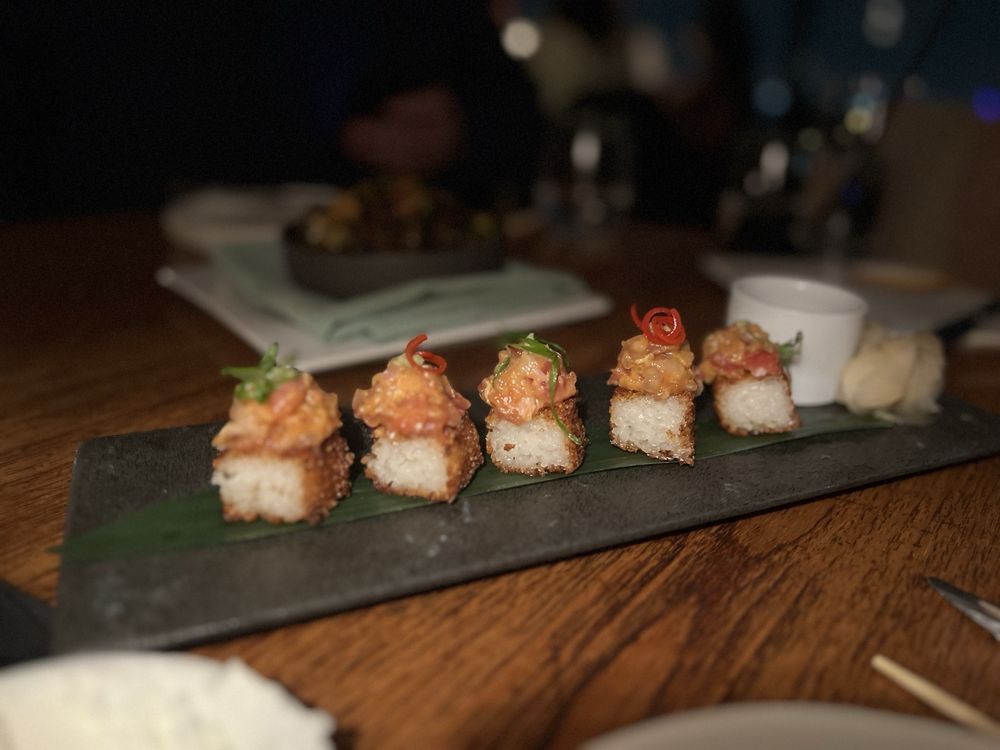 MEROIS - Updated June 2025 - 1061 Photos & 333 Reviews - 8430 Sunset ...