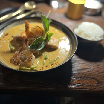 26 THAI KITCHEN & BAR - PERIMETER - Updated January 2025 - 407 Photos ...