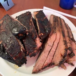 RED HOUSE BBQ - 496 Photos & 740 Reviews - Barbeque - 426 E Tehachapi ...