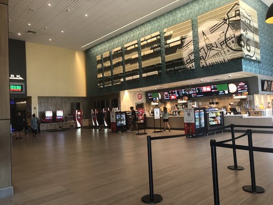 CINEMARK BISTRO RENAISSANCE MARKETPLACE XD AND SCREENX - Updated ...
