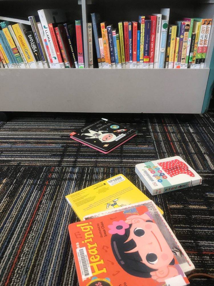 WOODS MEMORIAL PIMA COUNTY PUBLIC LIBRARY - 13 Photos - 3455 N 1st Ave ...