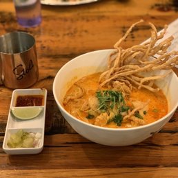 PAI NORTHERN THAI KITCHEN - 4555 Photos & 3337 Reviews - 18 Duncan ...