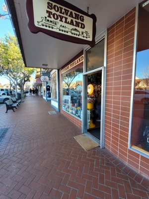 SOLVANG TOYLAND - Updated December 2025 - 23 Photos & 34 Reviews - 1664 ...