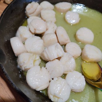 DREAM CATCH - Updated October 2025 - 32 Photos - 930 S St Marys St ...