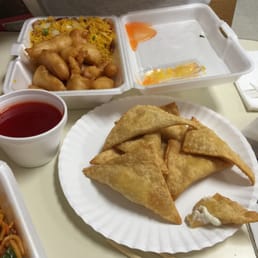 MAIN MOON CHINESE RESTAURANT - Updated December 2025 - 18 Photos & 30 ...