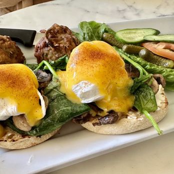 BLUE DAISY - Updated November 2024 - 2862 Photos & 2108 Reviews - 609 ...