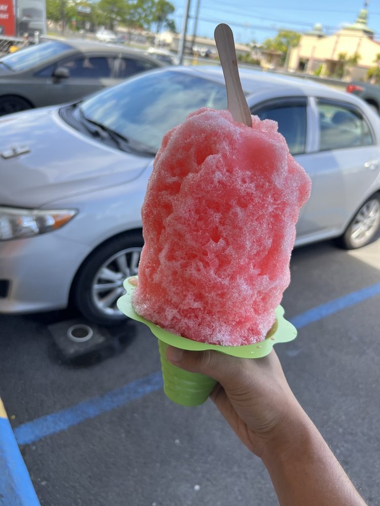 HILO ICE SHAVE - Updated July 2024 - 10 Photos - 500 Manono St, Hilo ...