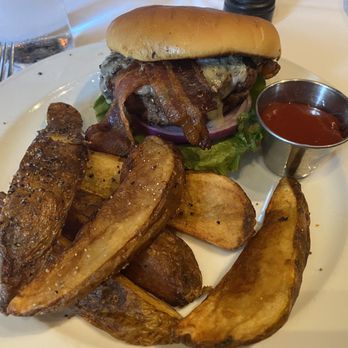 B&B BUTCHERS & RESTAURANT - Updated April 2024 - 2860 Photos & 1482 ...