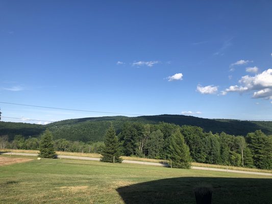 WHITE HOLLOW ACRES - Updated December 2025 - 10 Photos - 3509 Comfort ...