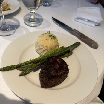 REMLIK’S GRILLE & OYSTER BAR - Updated December 2025 - 271 Photos & 272 ...