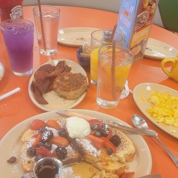 SNOOZE, AN A.M. EATERY - Updated May 2025 - 272 Photos & 161 Reviews ...