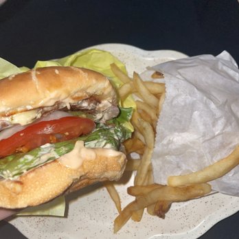 PRIMO BURGERS - Updated October 2025 - 60 Photos & 82 Reviews - 8525 ...