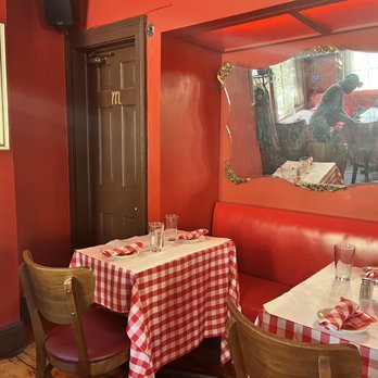 BRASSERIE LE BOUCHON RESTAURANTS - Updated November 2024 - 234 Photos ...