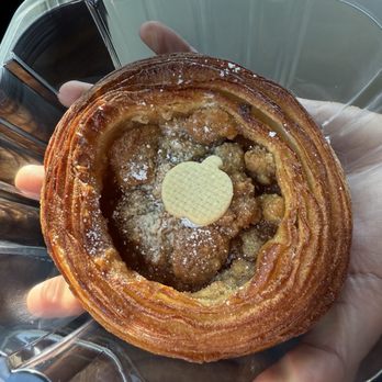 D’CARAMEL PATISSERIE - Updated December 2024 - 122 Photos & 42 Reviews ...