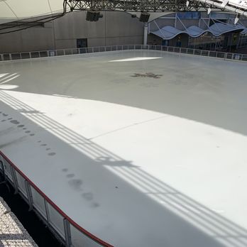 CROWN CENTER ICE TERRACE - Updated January 2026 - 54 Photos & 41 Real ...