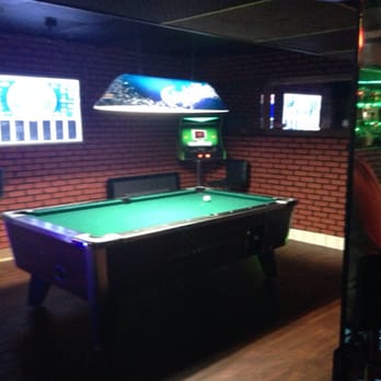 FROGGY’S BAR & GRILL - Updated May 2025 - 39 Photos & 36 Reviews ...