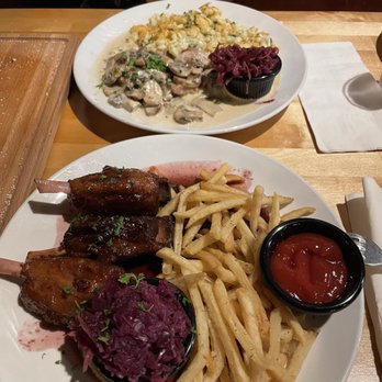 BERLINER PUB - 704 Photos & 685 Reviews - 221 Main Ave S, Renton ...