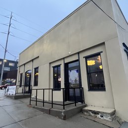 SIPS ON 10TH - Updated December 2025 - 230 Photos & 102 Reviews - 1022 ...