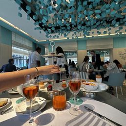 THE BLUE BOX CAFE - Updated May 2025 - 971 Photos & 196 Reviews - 727 ...