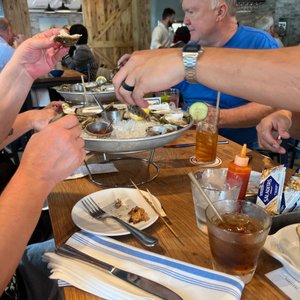 SALT TRADERS ZILKER - 674 Photos & 356 Reviews - 1101 S MoPac Expy ...