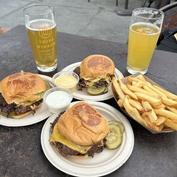 THIRD WINDOW BREWING - Updated July 2024 - 596 Photos & 325 Reviews ...