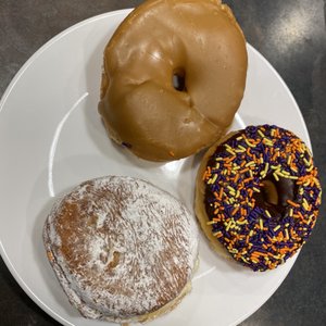 SMALL TOWN SWEETS - Updated February 2025 - 20 Photos - 3249 Liberty ...