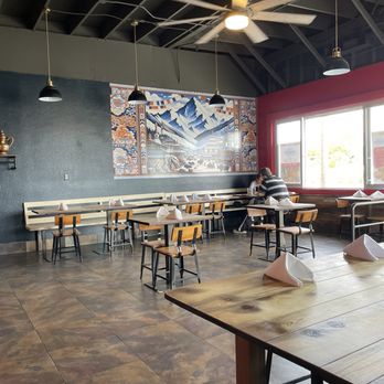 HIMALAYAN DELIGHTS - Updated August 2024 - 55 Photos & 44 Reviews ...