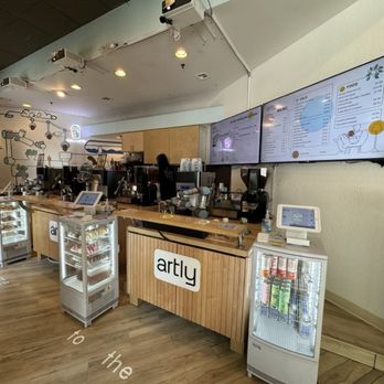 ARTLY COFFEE - Updated April 2025 - 134 Photos & 73 Reviews - 101 ...