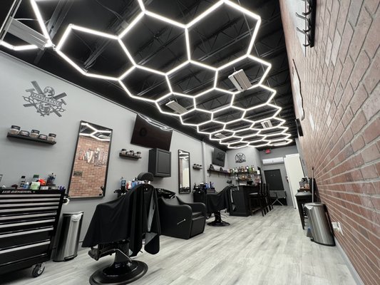 MASTER CUTS BARBER SHOP - Updated August 2025 - 13 Photos - 9570 Bay ...