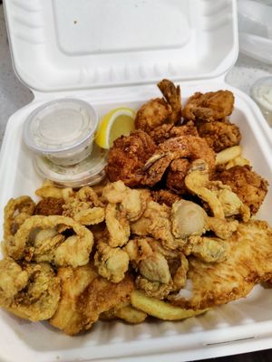 WAVES SEAFOOD - 23 Photos & 19 Reviews - 190 Quincy Ave, Braintree ...