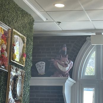 THE SNARKY TEA HOUSE - Updated December 2025 - 22 Photos & 12 Reviews ...