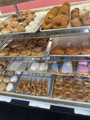 STRACHN BAKERY - Updated December 2025 - 11 Photos & 25 Reviews - 759 S ...