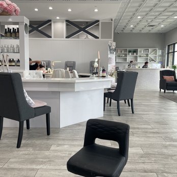 MANI TOES NAIL SALON & SPA - Updated January 2025 - 139 Photos & 82 ...