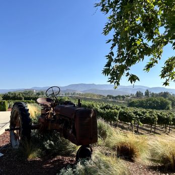 LEONESS CELLARS - Updated April 2024 - 2647 Photos & 2051 Reviews ...