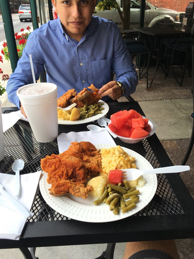 TASTE BUDZ - 300 S Roan St, Johnson City, Tennessee - Soul Food ...