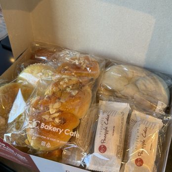 85°C BAKERY CAFE-SIMI VALLEY - Updated June 2025 - 165 Photos & 111 ...