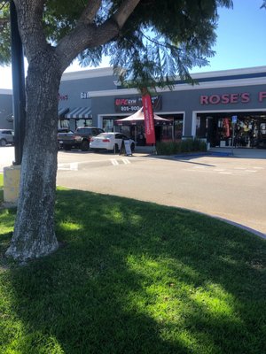 UFC GYM OXNARD - 89 Photos & 95 Reviews - 451 W Esplanade Dr, Oxnard ...